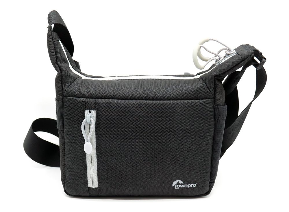 Lowepro StreamLine 100 universelle Kameratasche (Gebraucht) in Wäldi ...