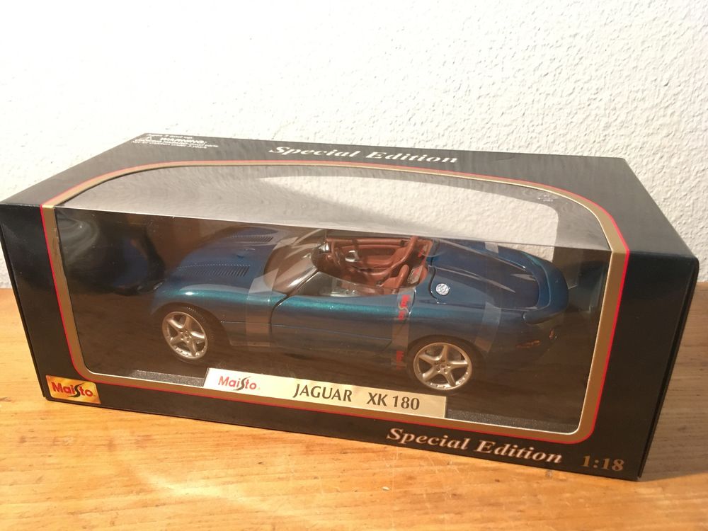 Modellauto Jaguar XK 180 blau grün petrol 1:18 Maisto in OVP (Neu und originalverpackt) in ...