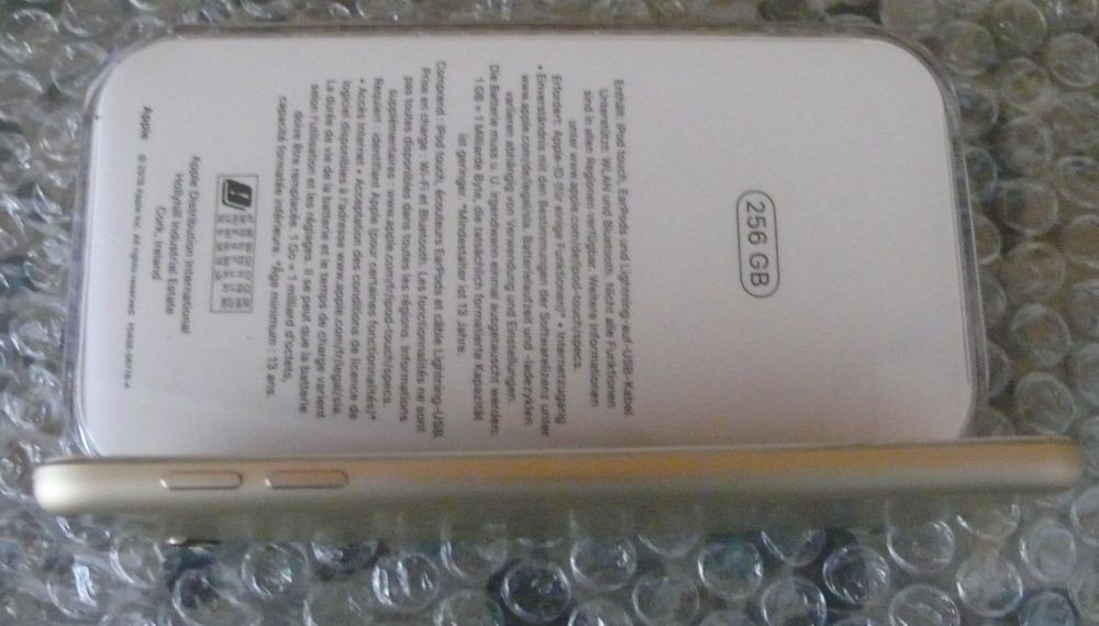 APPLE iPod touch, 256GB, Generation 7, Gold (MVJ92FDA) A2178 (Neuf ...