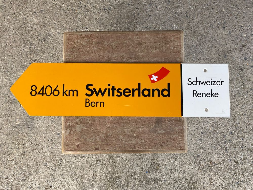 schönes Wanderschild aus Metall (Gebraucht) in Feldbach für CHF 39 ...