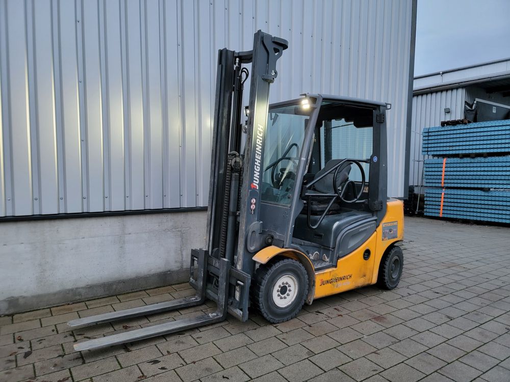 Stapler Jungheinrich DFG 425s Bj.2015 Diesel Hub 400cm (Gebraucht) in ...