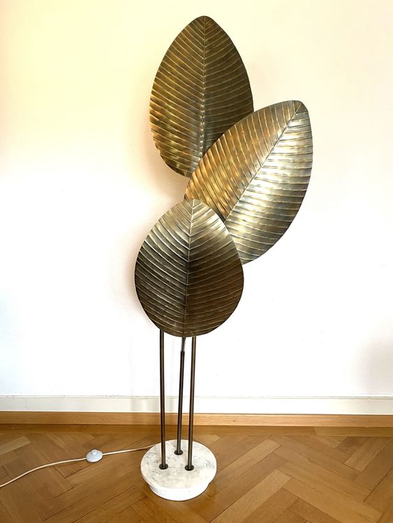 Design Stehlampe Leuchte (Gebraucht) in Olten für CHF 219 – nur Abholung auf Ricardo kaufen