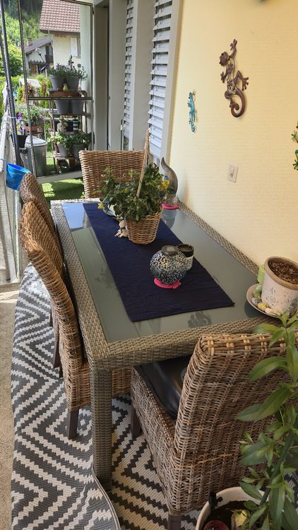 Gartentisch Rattantisch mit 4 Stühlen, sehr guter Zustand | Kaufen auf ...
