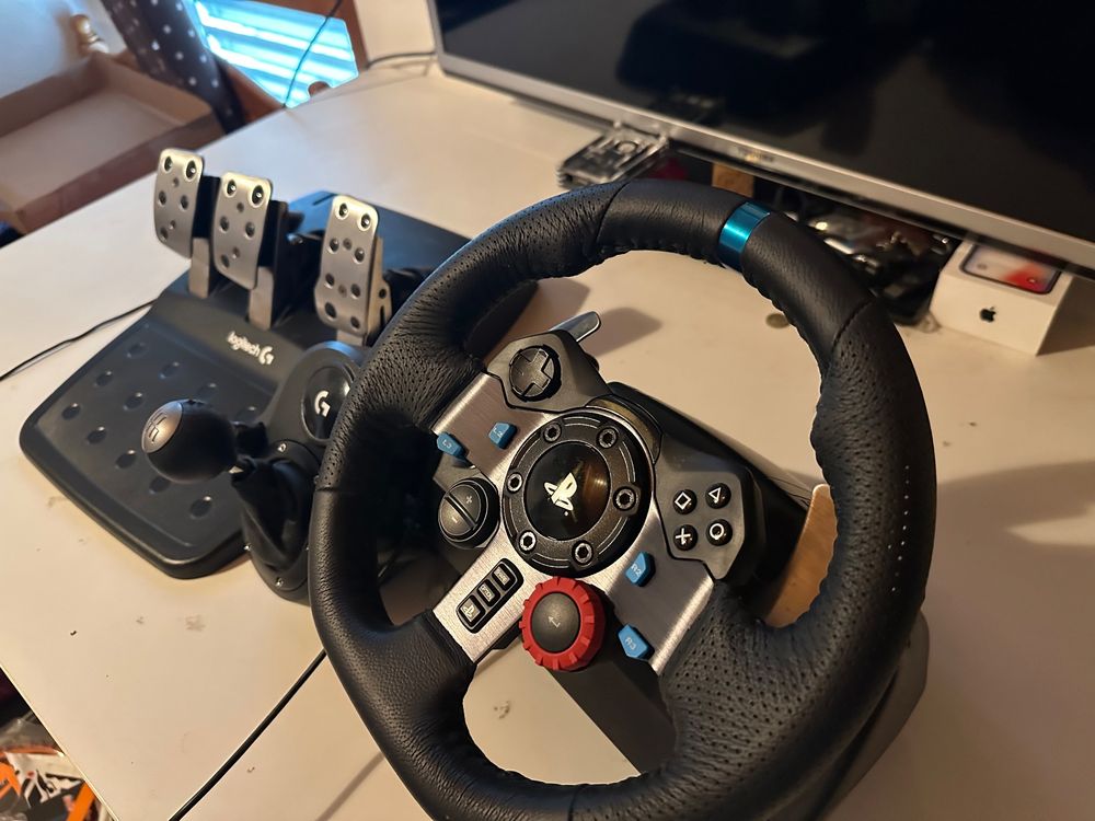 Logitech G29 volant + pédales + boîte à vitesses | Kaufen auf Ricardo