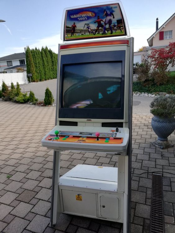 Tv arcade prof.de Sega (D'occasion) à pour CHF 360 – retrait uniquement ...