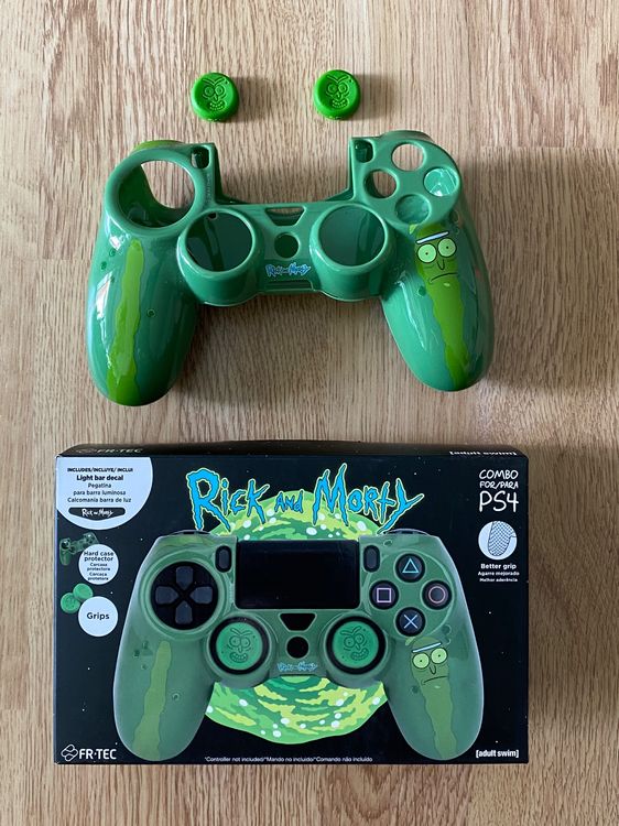 Pickle Rick Playstation 4 Joystick Case Rick & Morty | Kaufen auf Ricardo