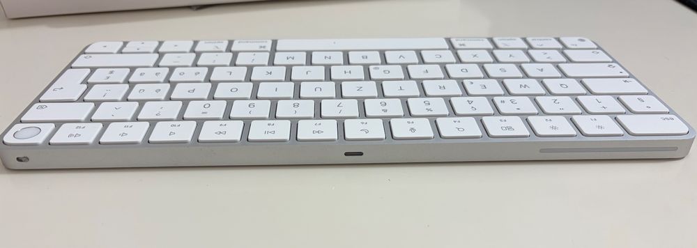 Apple Magic Keyboard mit Touch ID, Schweizer Layout (Gebraucht) in ...