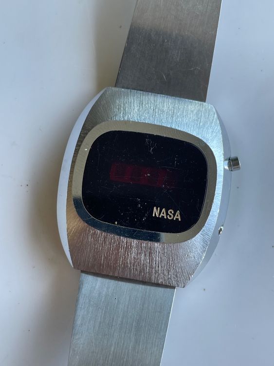 NASA LED Uhr Vintage | Kaufen auf Ricardo