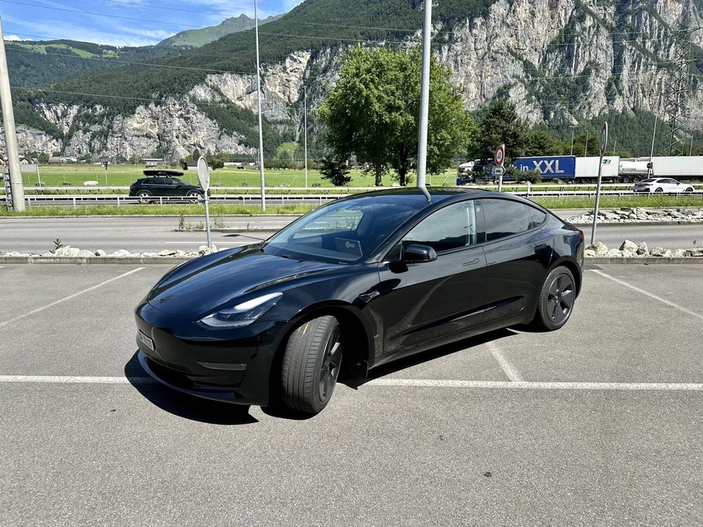 Tesla Model 3 Warmepumpe