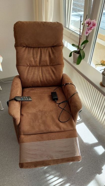 Aufstehsessel Relaxsessel - elektrisch - Aufstehhilfe (Gebraucht) in Staufen für CHF 300 – nur ...