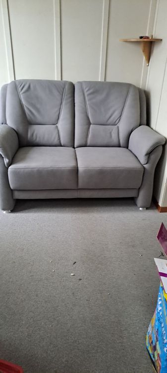 2er Sofa , grau, selten benutzt | Kaufen auf Ricardo