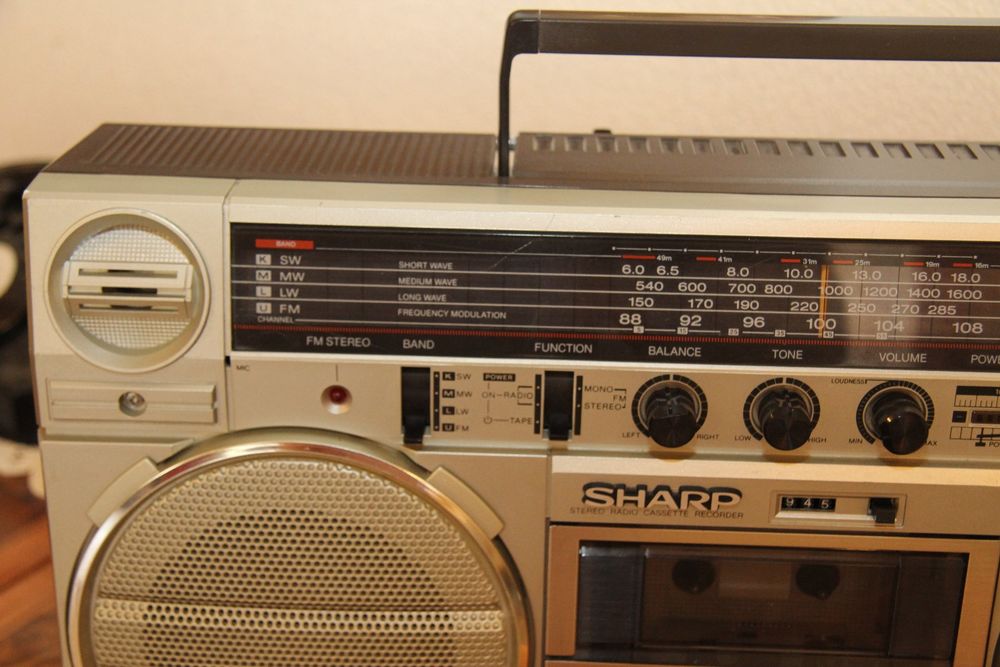 Sharp GF-5757, Ghettoblaster, Stereokassettenrekorder (Gebraucht) in Untersiggenthal für CHF 160 ...