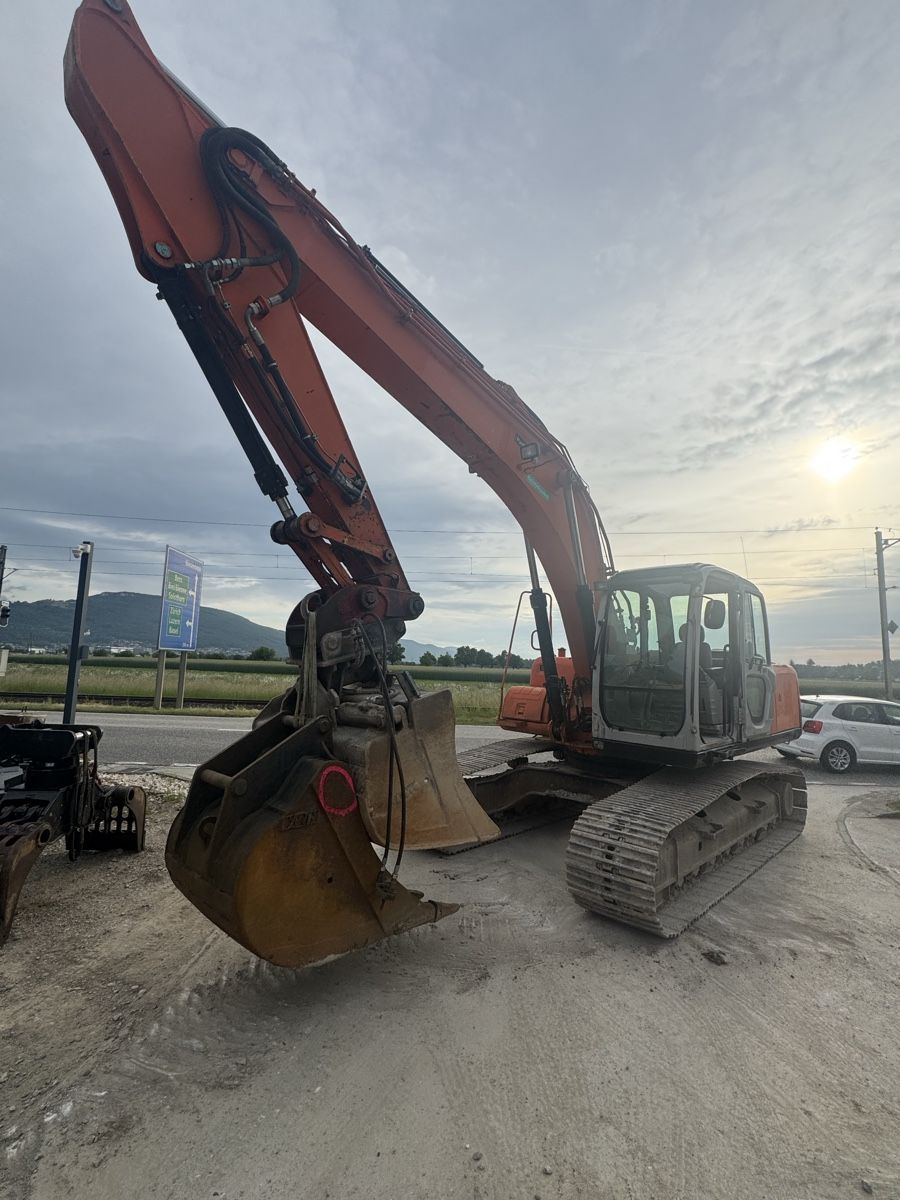 Bagger Kobelco SK 210 NLC6 (Gebraucht) in Niederbipp für CHF 22500 – nur Abholung auf Ricardo kaufen