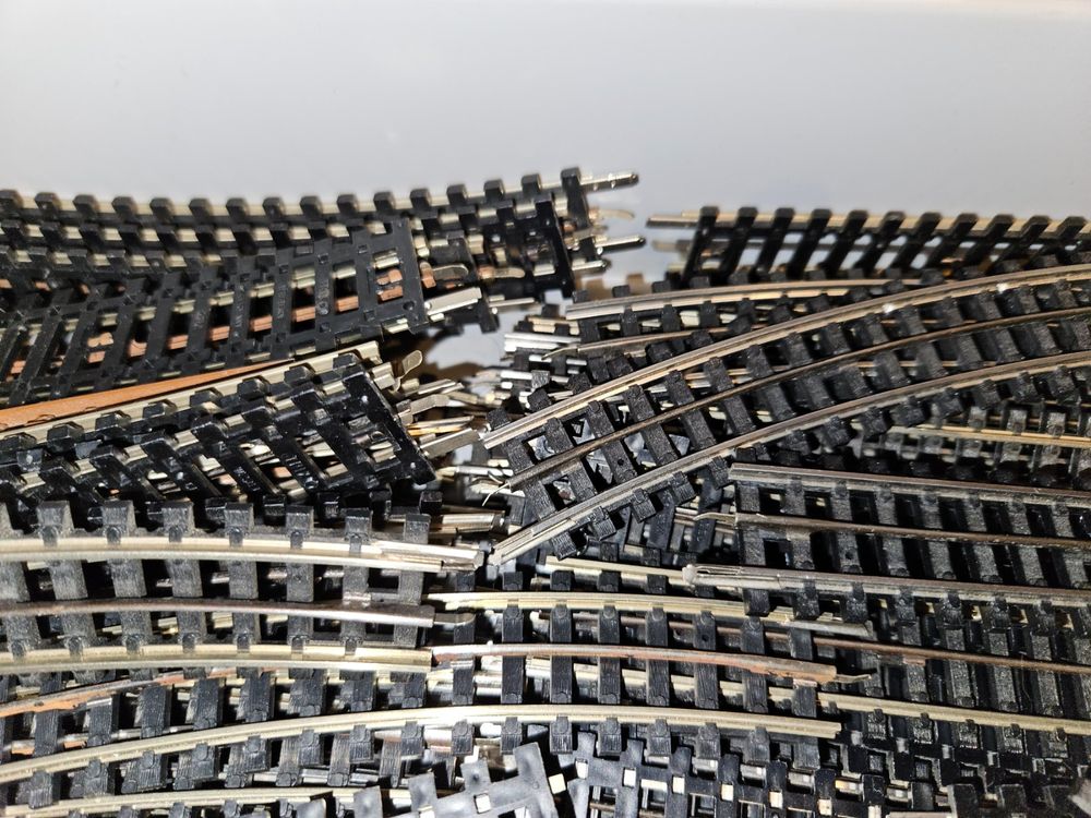 Trix Express Kiste voll Gleise ohne OVP (Gebraucht) in Bern für CHF 5 ...