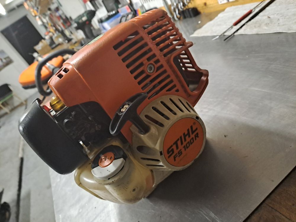 Stihl Rasentrimmer FS100R (Gebraucht) in Bilten für CHF 299 – nur ...