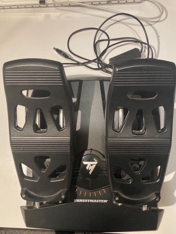 Thrustmaster T Flight Rudder Pedals | Kaufen auf Ricardo