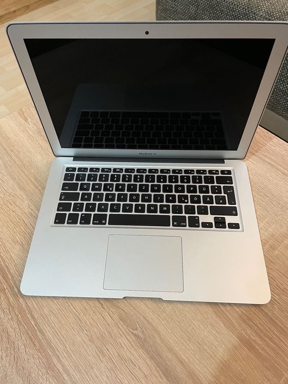 MacBook Air Model A 1466 EMC 2925 (Defekt) in Chur für CHF 50 – mit ...