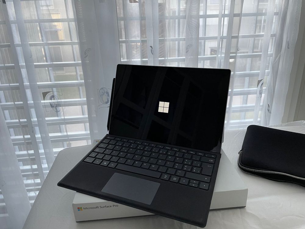 Microsoft Surface Pro 7, Pen & Tastatur | Kaufen auf Ricardo