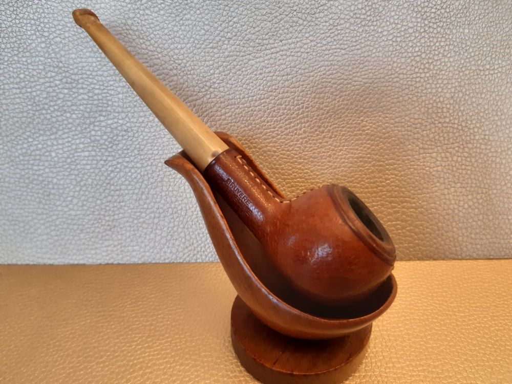 Très belle Pipe - Bruyere - Foyer Ecume Véritable - P. Viou (Gebraucht ...