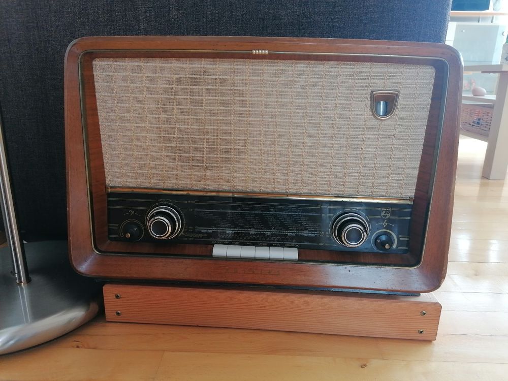 Altes Philipps Radio (1956) (Gebraucht) in Dietikon für CHF 15 – nur ...