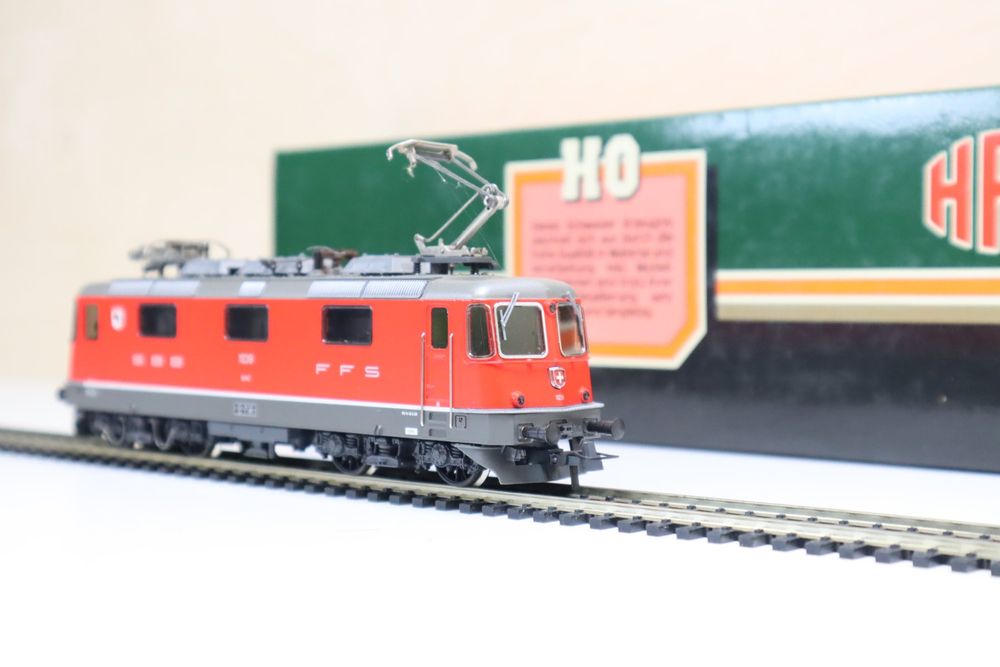 HAG SBB Re 4/4 E-Lok "Rot" Nr. 213 - Porrentruy (Gebraucht) in Winterthur für CHF 172 – mit ...