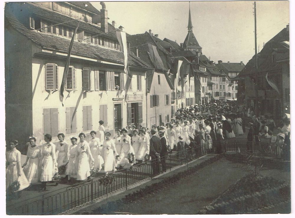 AARAU AG 1910 Maienzug Foto (Gebraucht) in Rothrist für CHF 12 – mit Lieferung auf Ricardo kaufen