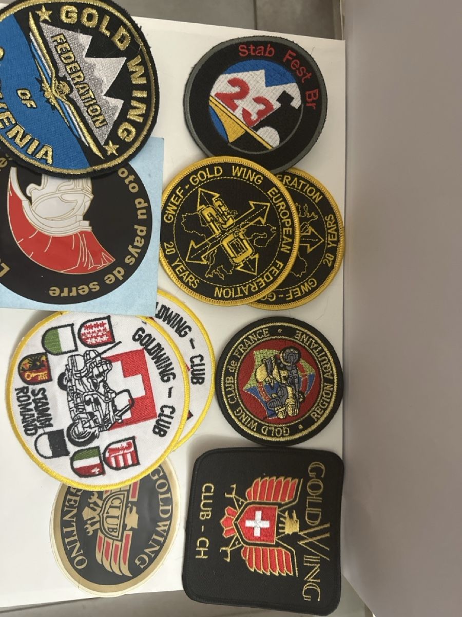 Gold Wing Patches Collection - Rare, Unique & Collectible! (Gebraucht ...