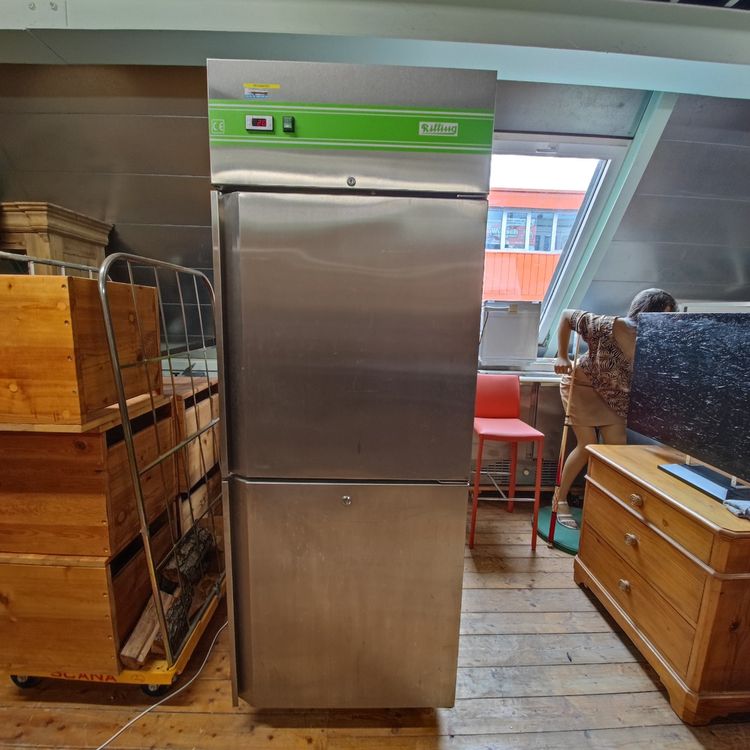 Gastronomie Tiefkühlschrank Rilling, funktioniert ab 100.- (Gebraucht) in Reinach BL für CHF 625 ...