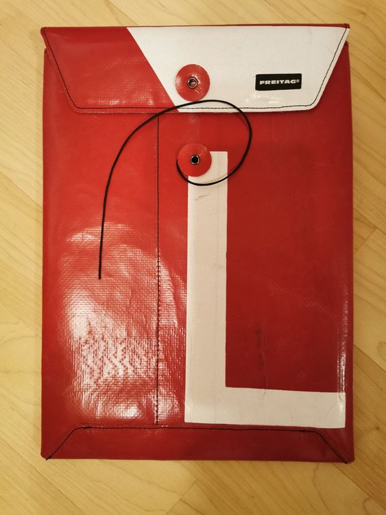 Freitag Laptop/Tablet Sleeve | Kaufen auf Ricardo