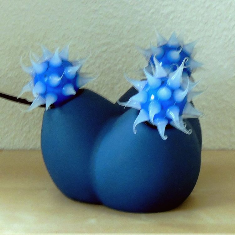 Lampe virus Valdesign UBO-Triobase, design Yuval Alduby 1970 (D ...