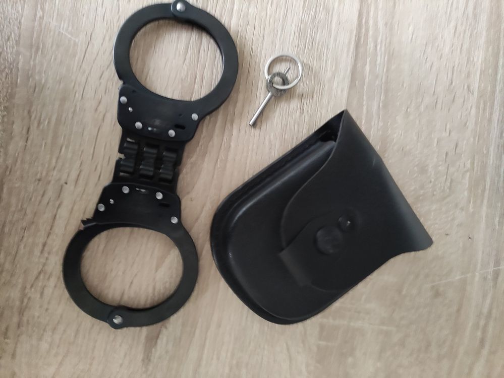 Handschellen | Kaufen auf Ricardo
