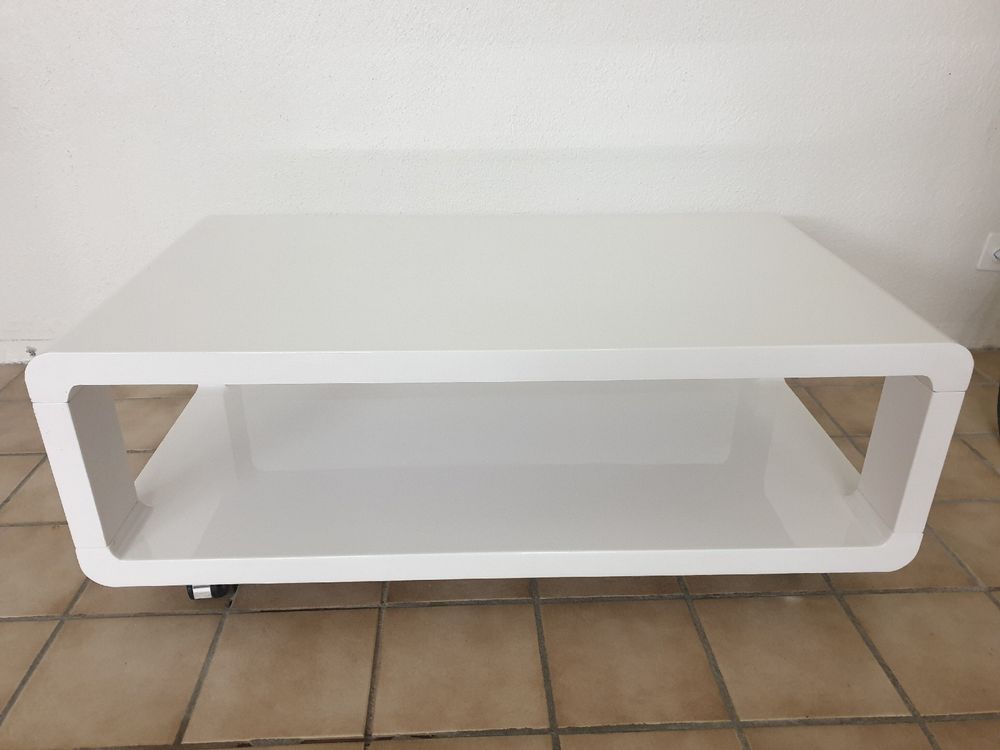 Table basse/meuble télé, sur roulette | Kaufen auf Ricardo