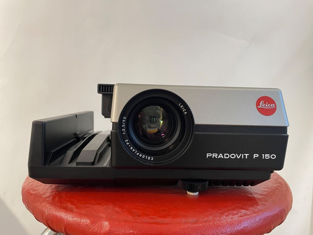 Leica Diaprojektor Pradovit P 150 (Gebraucht) in Meilen für CHF 180 – mit Lieferung auf Ricardo ...