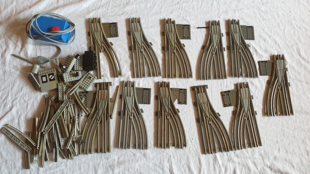 LEGO Eisenbahn 12V Weichen Gleismaterial Schrott (Gebraucht) in ...