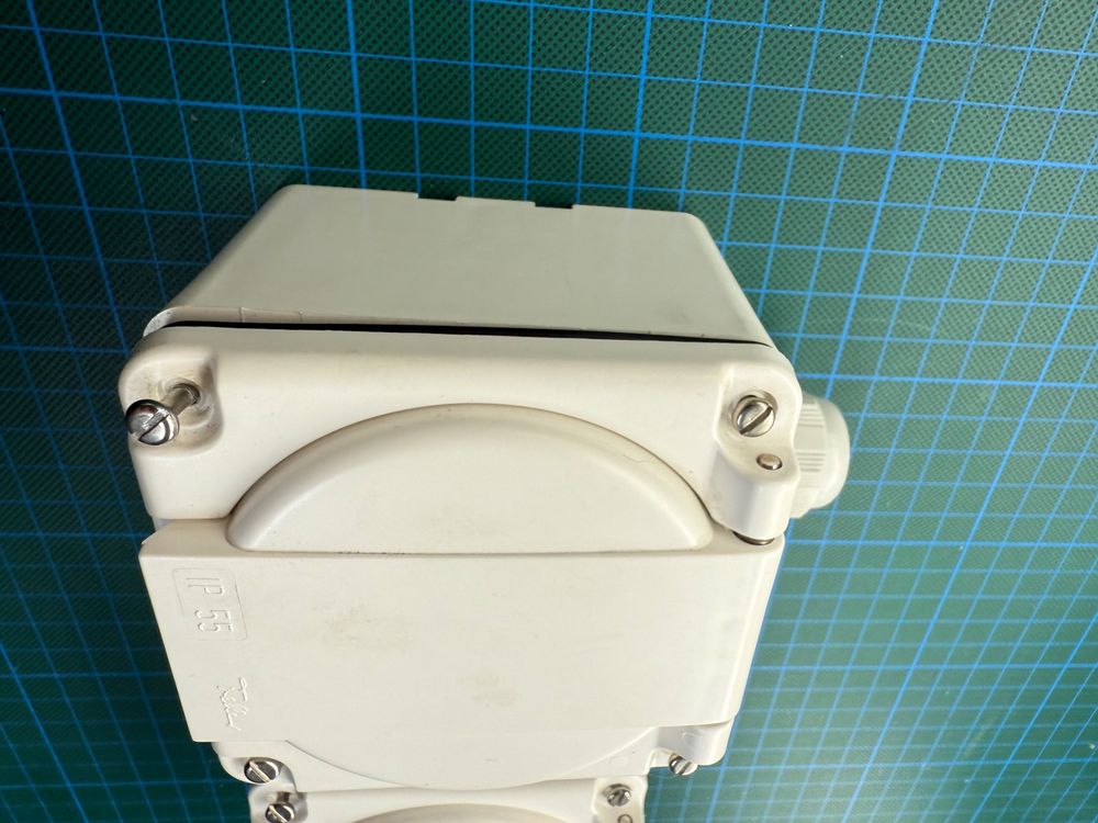 Steckdose Typ 13 nass Feller, IP55 (geschlossen), weiss Neu (Neu ...