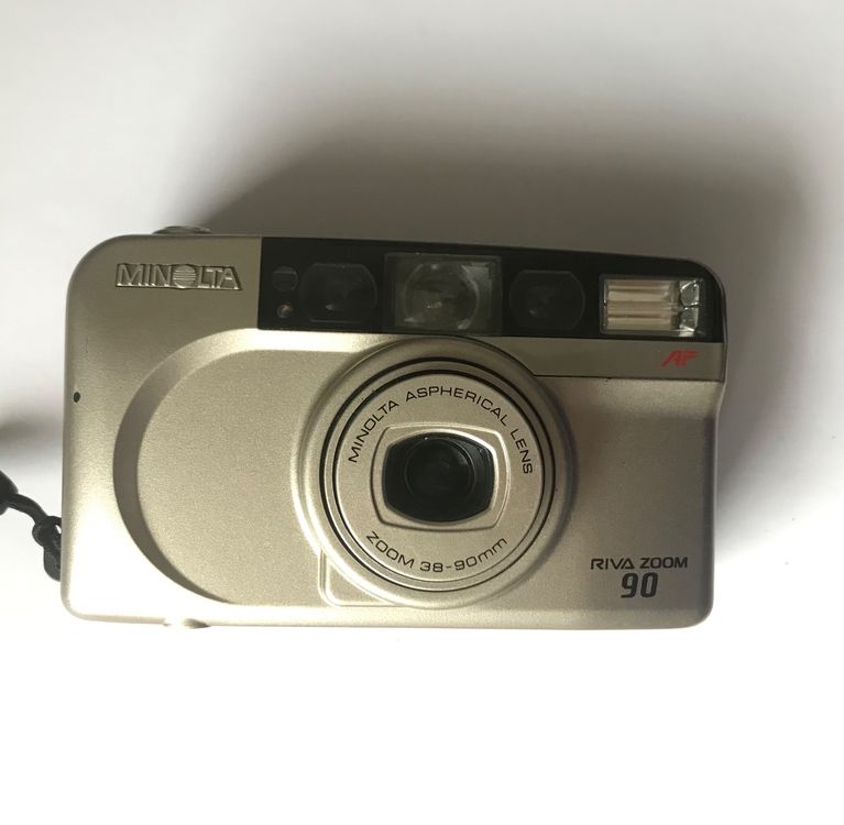 Minolta Riva Zoom 90 Camera (Defekt) in Orbe für CHF 5 – mit Lieferung ...