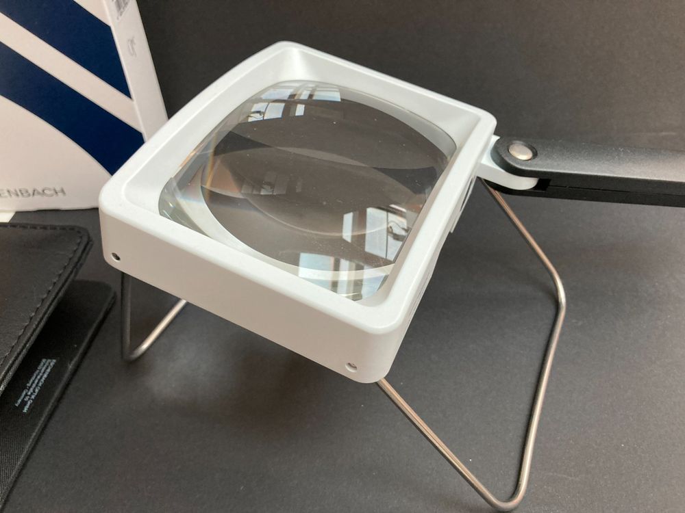 Leselupe mit Klappmechanismus (Neu und originalverpackt) in für CHF 49 ...