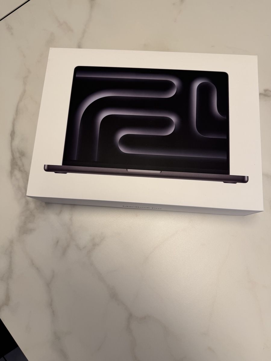 Macbook Pro 14" 2024 M4 Chip, 512GB, 16GB RAM (Neu (gemäss Beschreibung ...