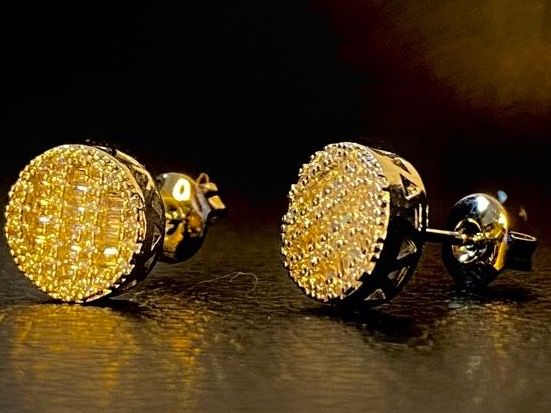 Ohrring Kreis 21k v. (Neu und originalverpackt) in Hemmental für CHF 39 – mit Lieferung auf ...