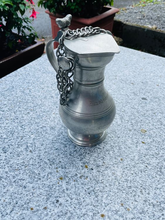 Zinnkrug mit Gravur und 3 Becher (Gebraucht) in Gais für CHF 10 – mit ...
