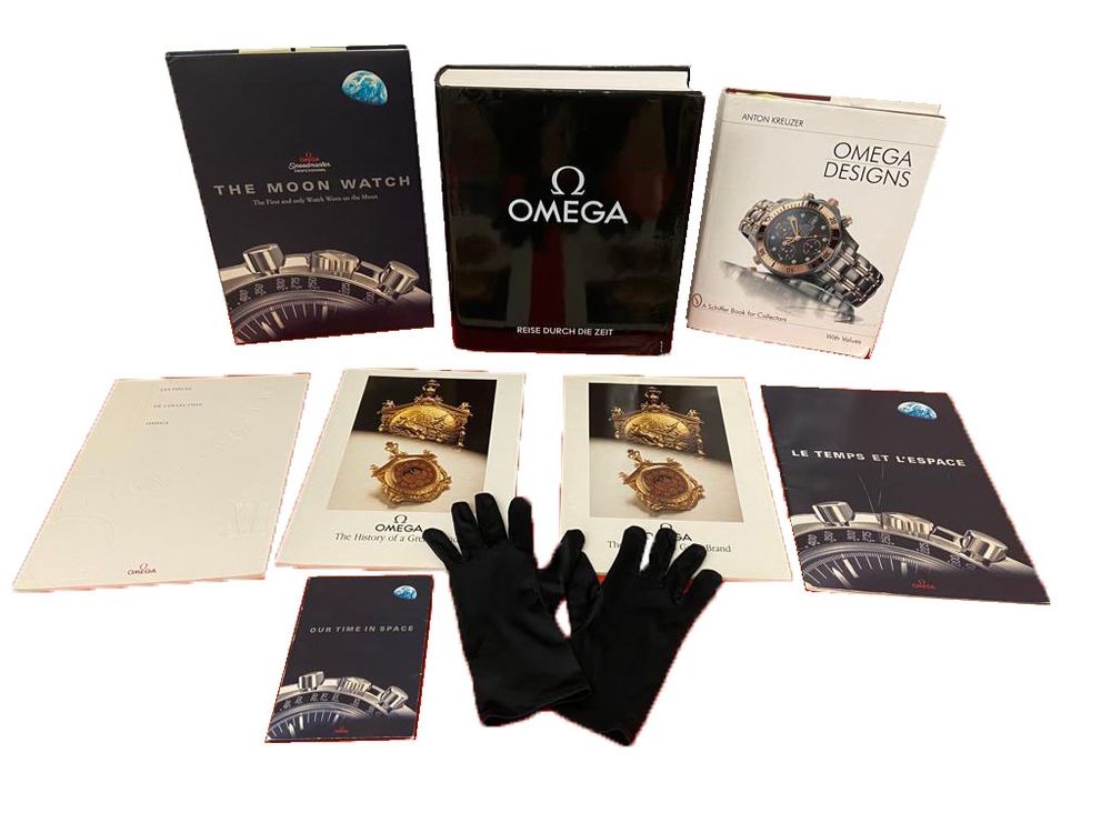 OMEGA Sammler Set Buch Handschuhe Postkarten | Kaufen auf Ricardo