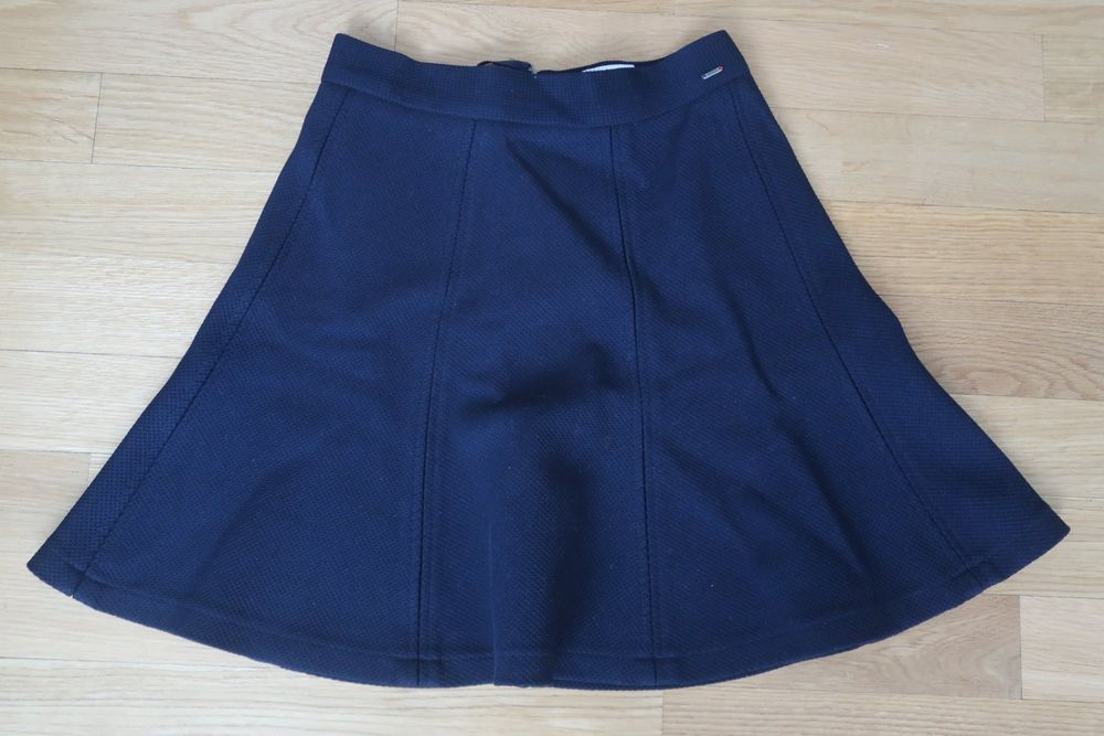 Tommy Hilfiger Rock - Gr.XS (Ref.13) (Gebraucht) in Lindau für CHF 12 ...