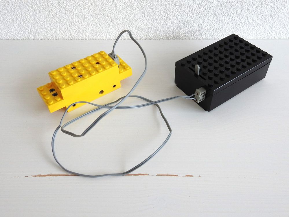 Lego 744 Universal Building Set mit Motor + Bauanleitung (Gebraucht) in ...