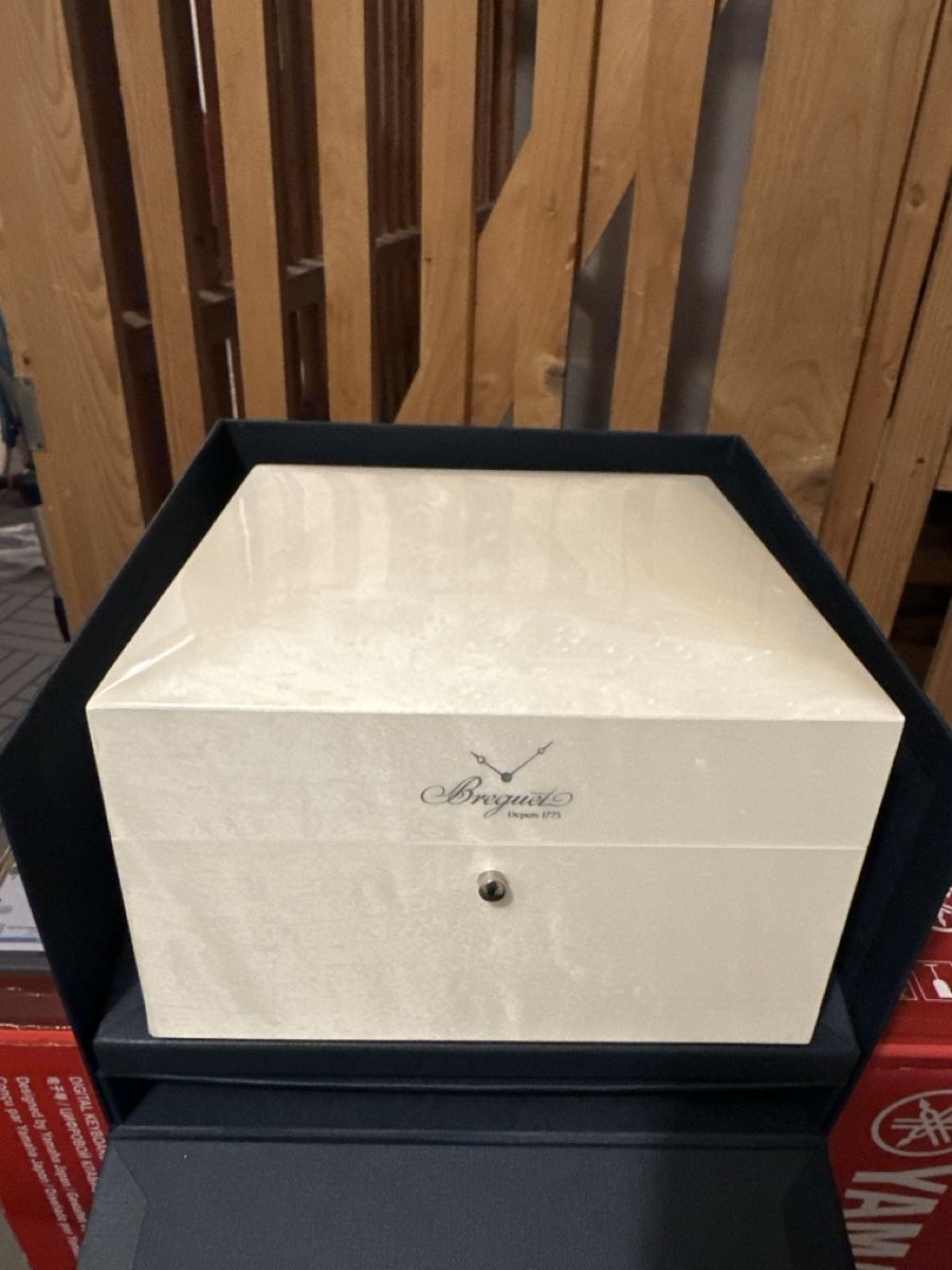 Breguet Watch Box - Elegant Display Case, Like New! (49) (Neu (gemäss ...