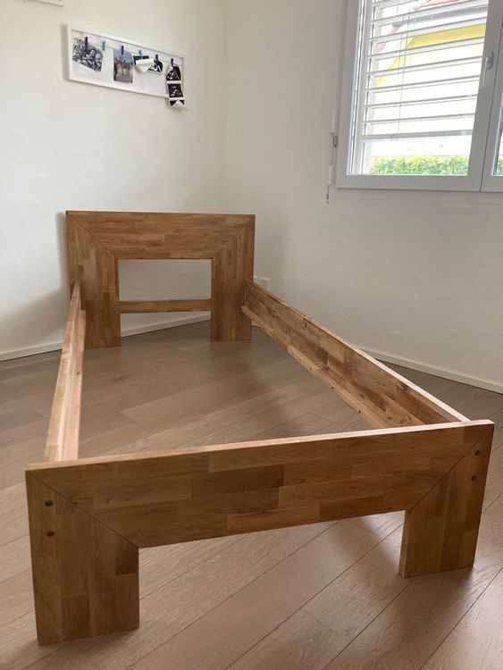 Bettrahmen Massivholz 90x200 (Gebraucht) in Seengen für CHF 199 – nur ...