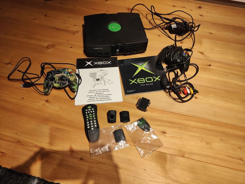 Original Xbox Konsole mit Zubehör (Gebraucht) in Berg am Irchel für CHF ...