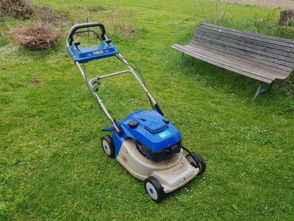 Rasenmäher Yamaha YLM 346 (Défectueux) à pour CHF 46 – retrait uniquement | Acheter sur Ricardo