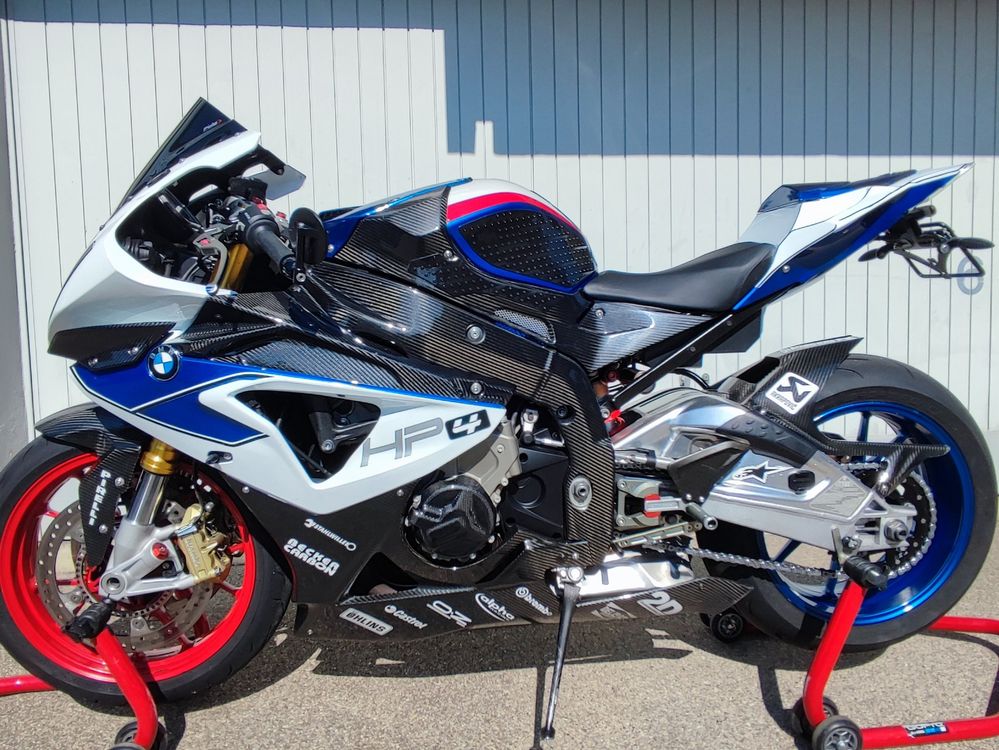 BMW HP4 Replica Carbon Paket (Gebraucht) in Winterthur für CHF 10900 ...