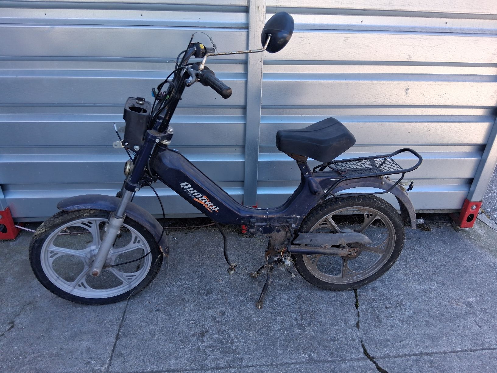 Töffli Mofa Moped TOMOS Quadro (Defekt) in Burgdorf für CHF 99 – nur ...