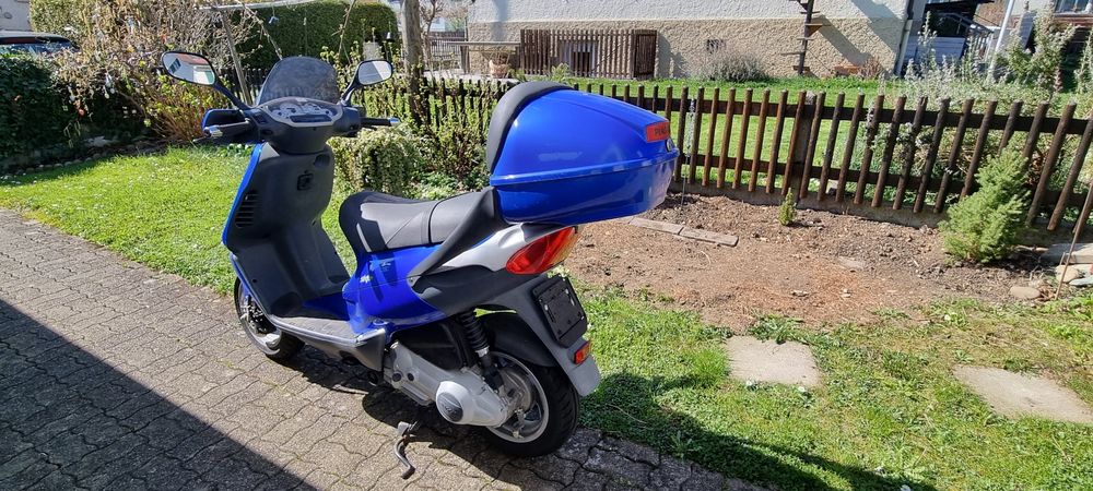 Piaggio 125 SKR 125 | Kaufen auf Ricardo